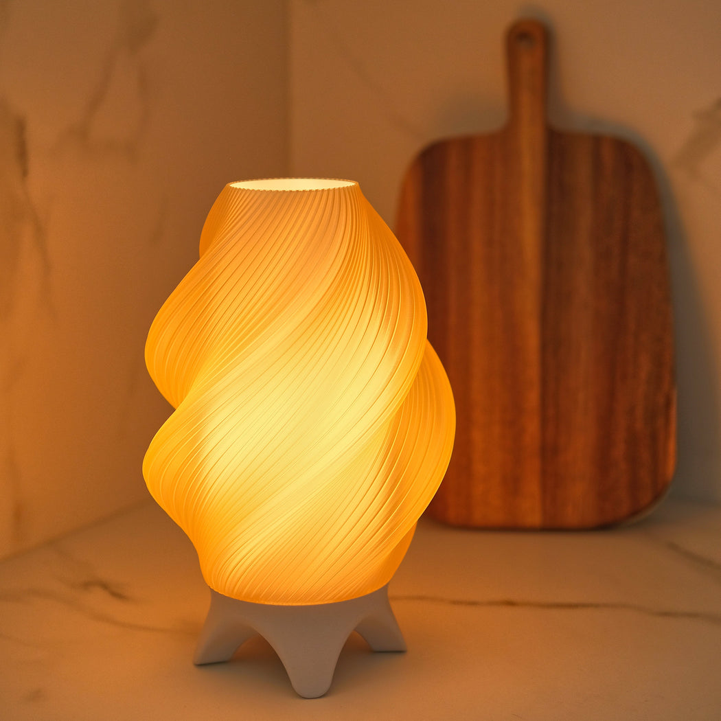 Flama Lamp: Double-Shade Sculptural Bioplastic Light – BROT
